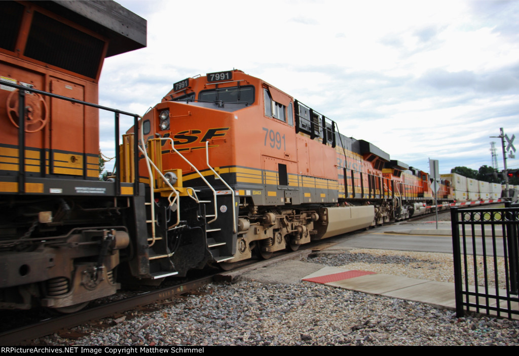 BNSF 7991